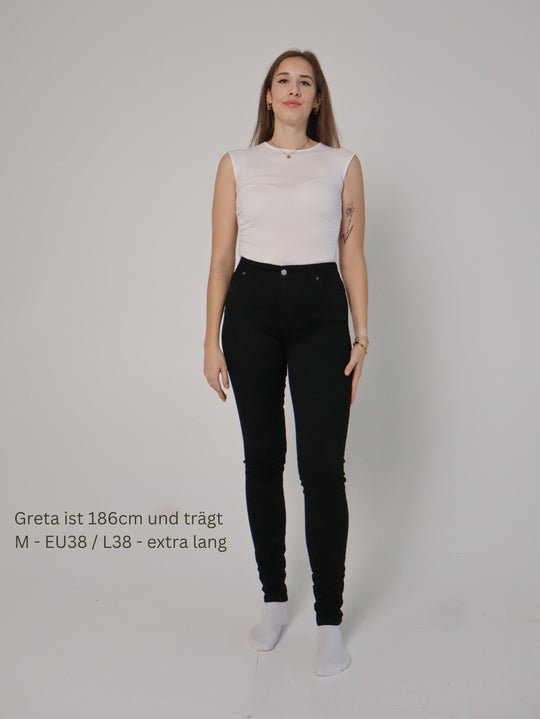 Lange Hosen für Damen – Extra lange Hosen für große Frauen | tallfinds